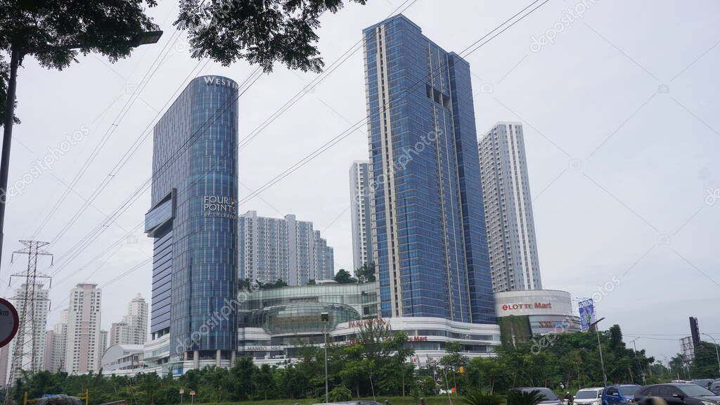 Surabaya, Java Oriental, Indonesia - febrero, 2023: Four Point Hotel by ...