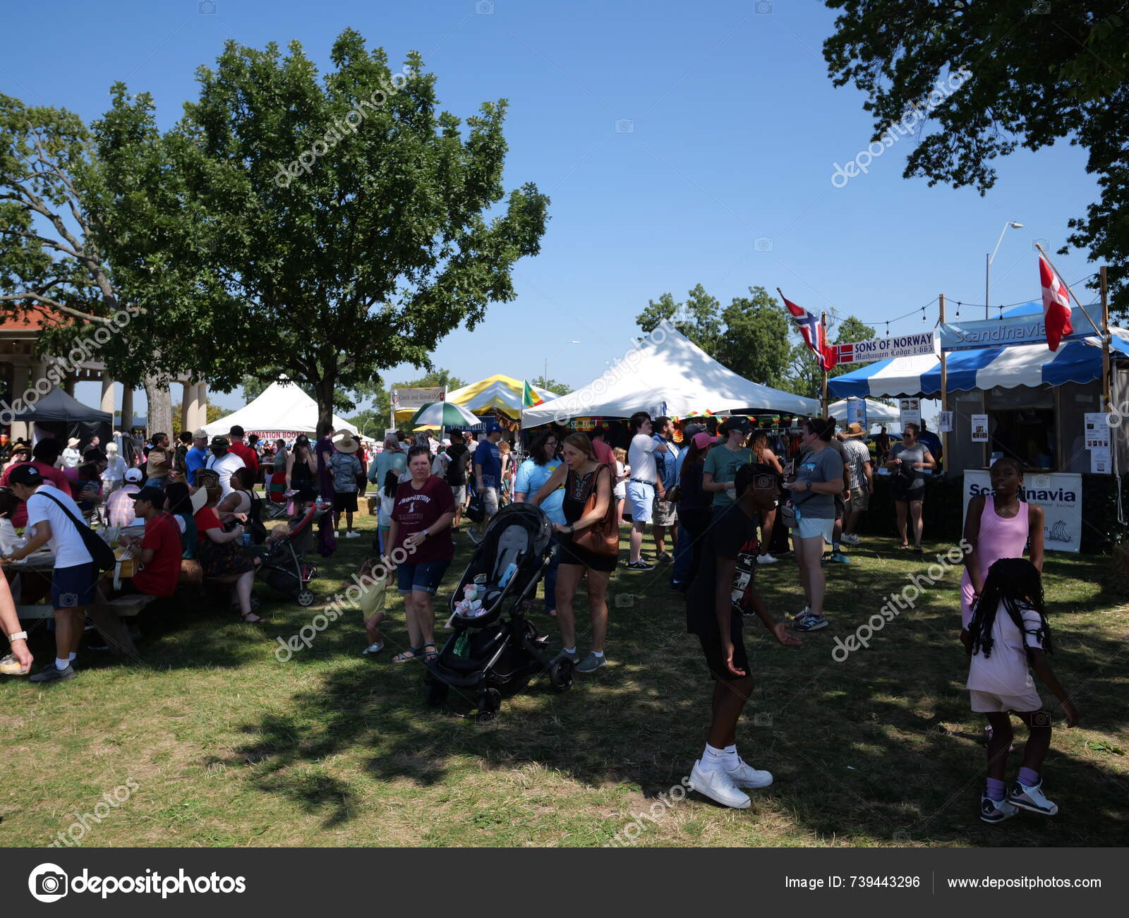 Kansas City Missouri August 2024 Ethnic Enrichment Festival Swope Park — Stock Editorial Photo ...