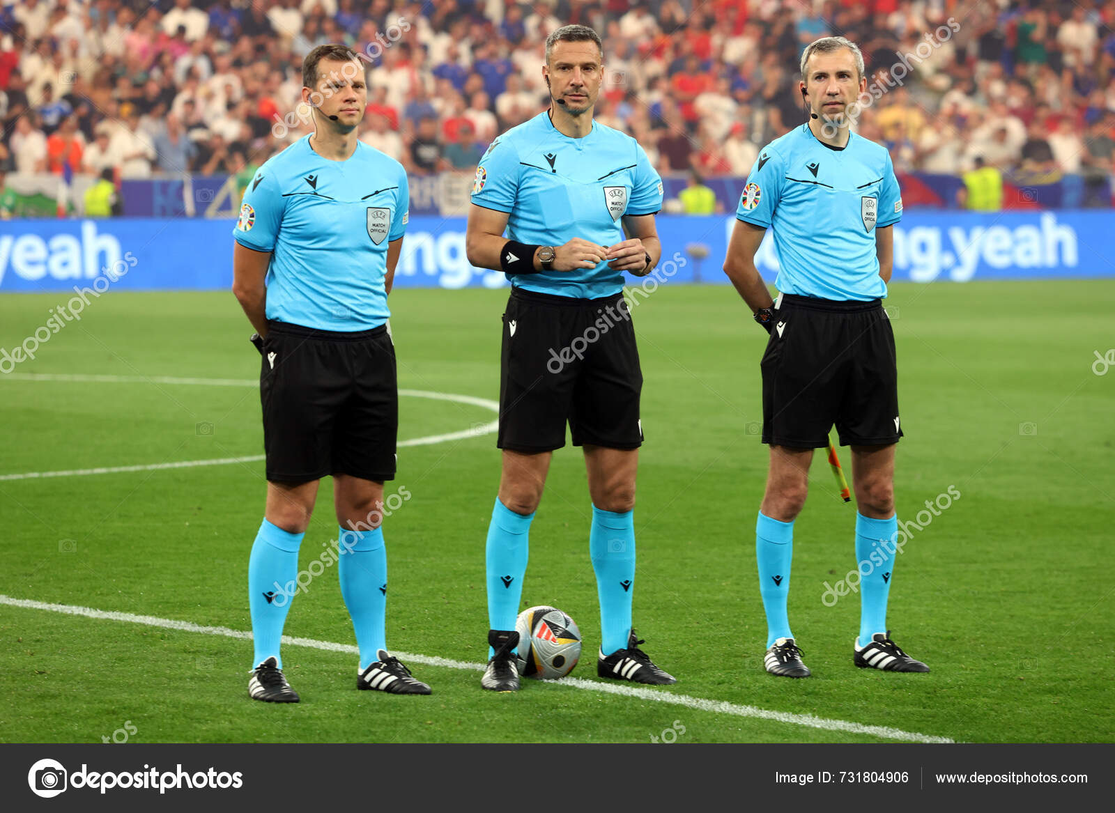 Múnich Alemania 2024 Árbitro Slavko Vincic Durante Las Semifinales Uefa ...