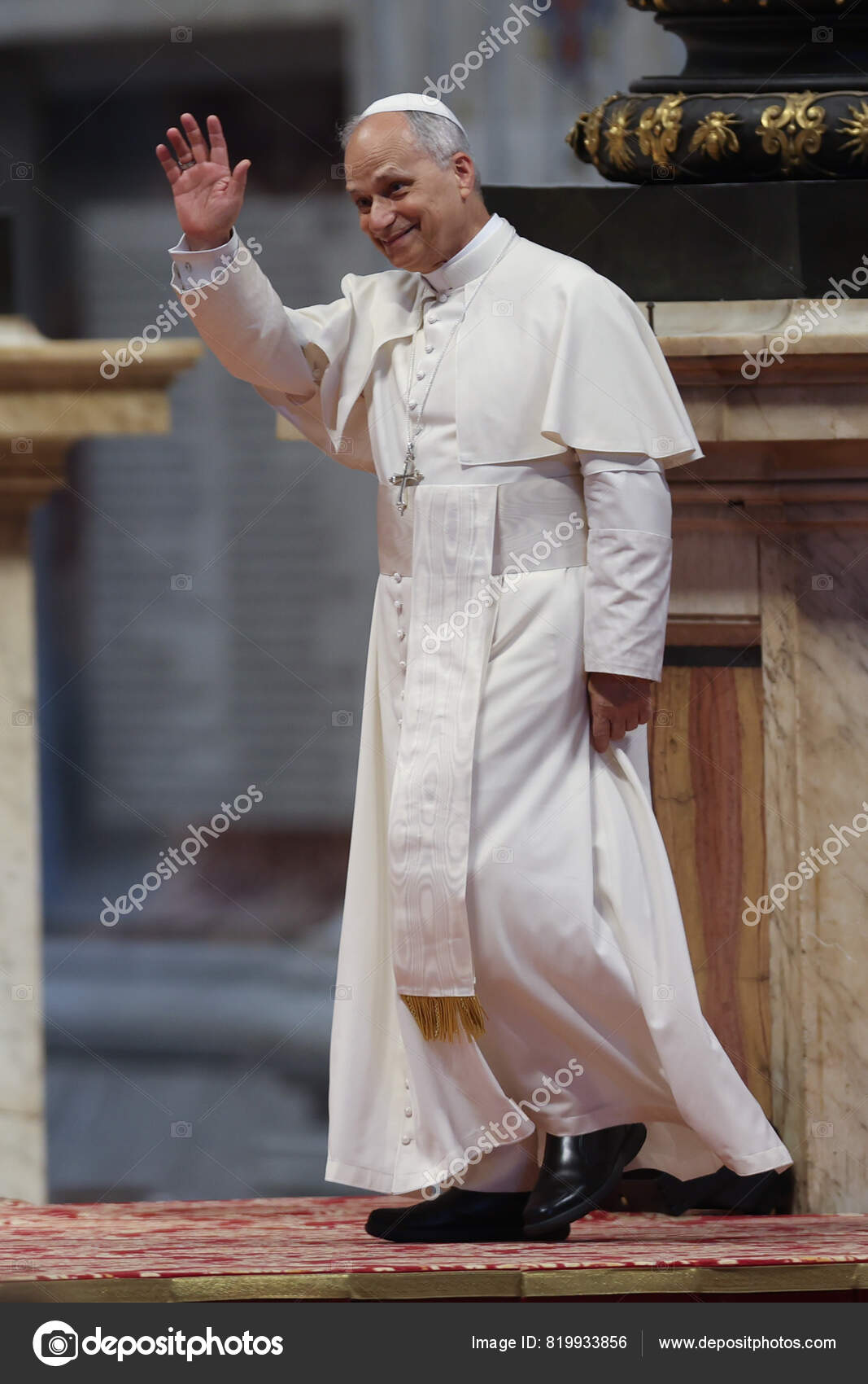 Vatican City June 2025 Pope Leo Xiv Enters Basilica Greets — Stock ...