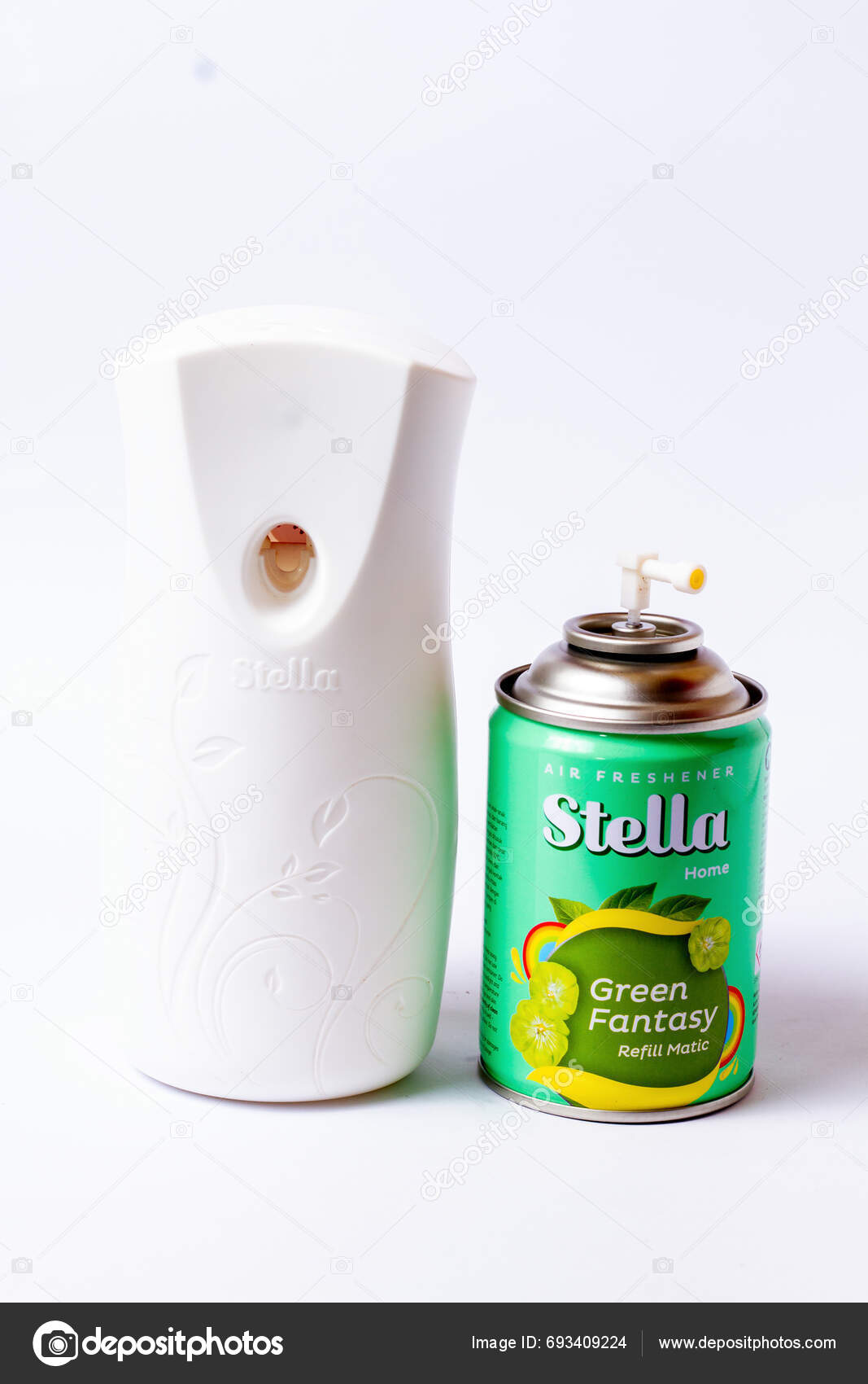 Magetan Indonesia November 2023 Stella Green Fantasy Refill Matic Spray ...