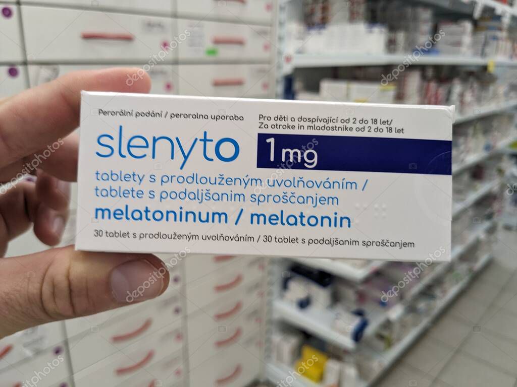 Praga, República Checa-9 de octubre de 2024: SLENYTO MELATONINUM por ...