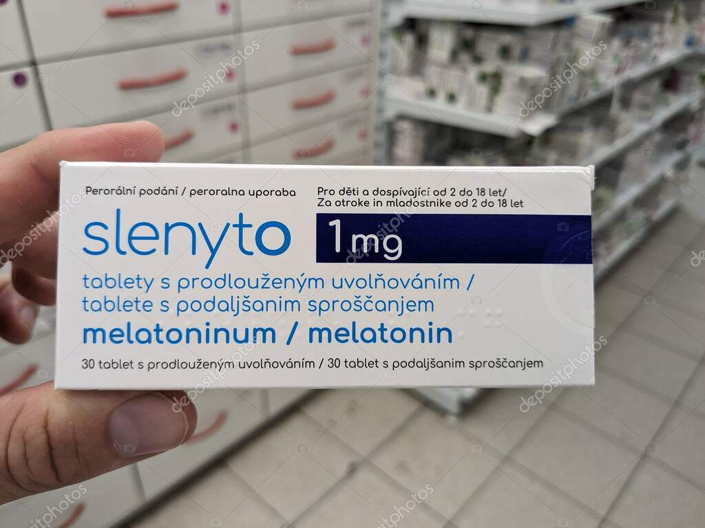 Praga, República Checa-9 de octubre de 2024: SLENYTO MELATONINUM por ...