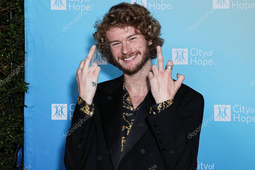 El rapero estadounidense Yung Gravy (Matthew Raymond Hauri) llega a la ...