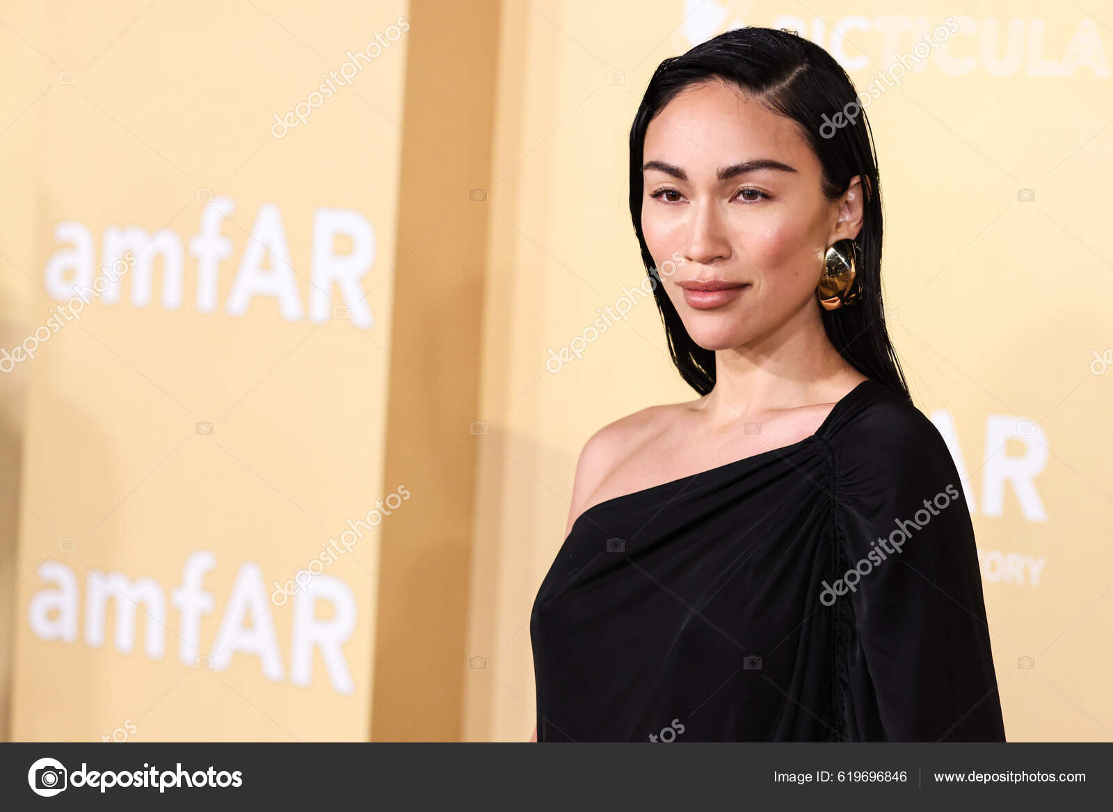 Stephanie Shepherd Arrives 2022 Amfar Gala Los Angeles Held Pacific ...