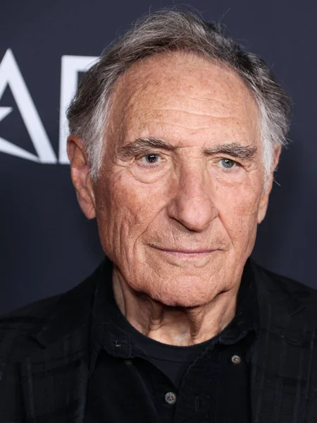 Judd seymore hirsch Stock Photos, Royalty Free Judd seymore hirsch ...