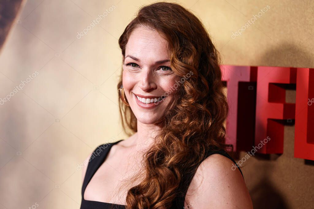 La actriz estadounidense Amanda Righetti llega al estreno en Los Ángeles de 'Slumberland' de ...