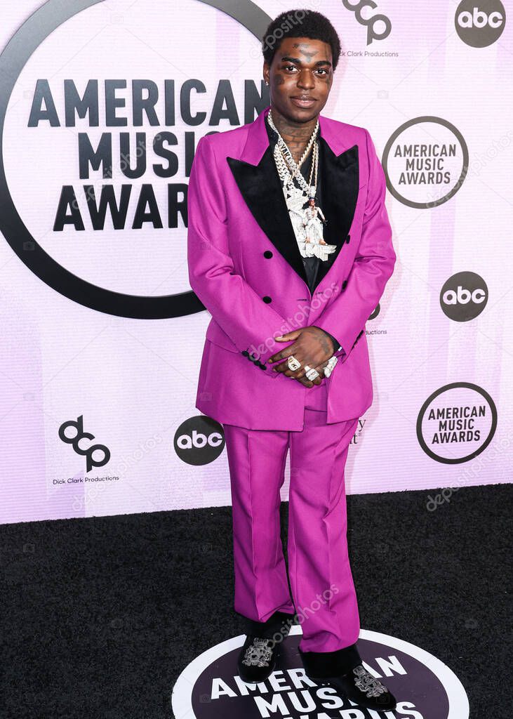 Kodak Black (Bill Kahan Kapri) llega a los American Music Awards 2022 ...