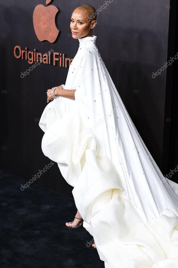 La actriz estadounidense Jada Pinkett Smith llega al estreno de 'Emancipación' de Apple Original ...