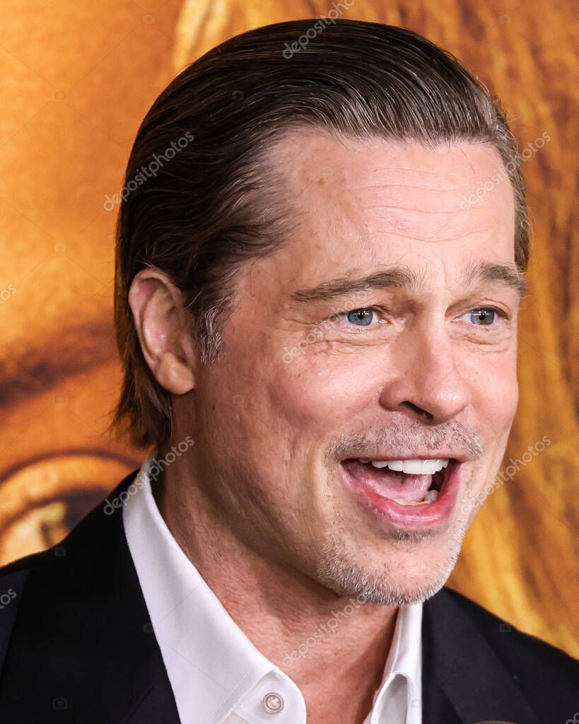 El actor estadounidense Brad Pitt vistiendo a Tom Ford llega al estreno ...