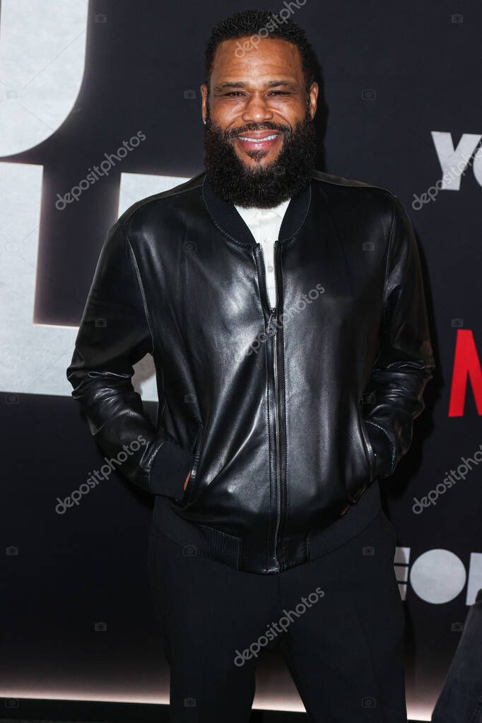 American actor, comedian and game show host Anthony Anderson arrives at ...