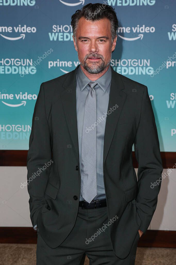 American actor Josh Duhamel arrives at the Los Angeles Premiere Of ...