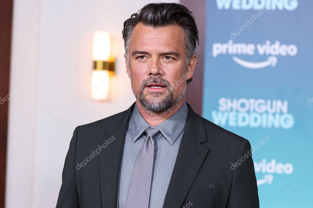 American actor Josh Duhamel arrives at the Los Angeles Premiere Of ...