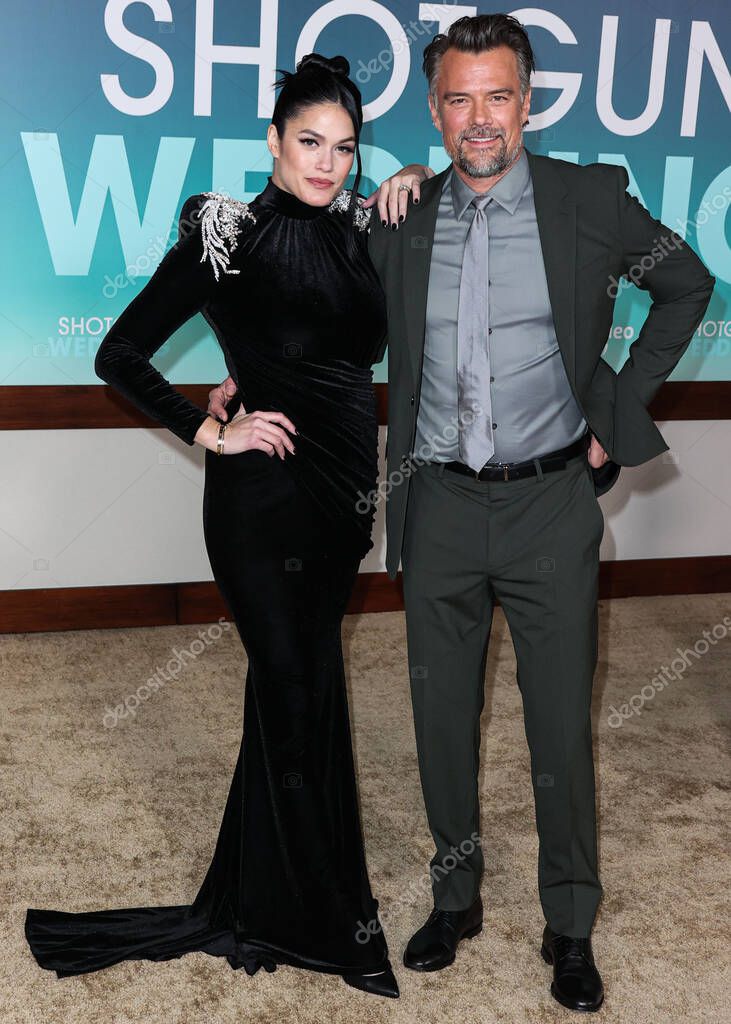 Audra Mari and husband/American actor Josh Duhamel arrive at the Los ...