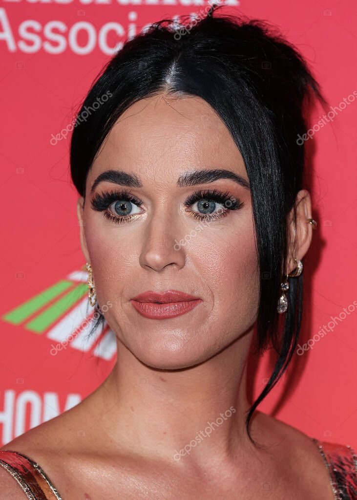 American singer-songwriter Katy Perry arrives at the GDay USA Arts Gala ...