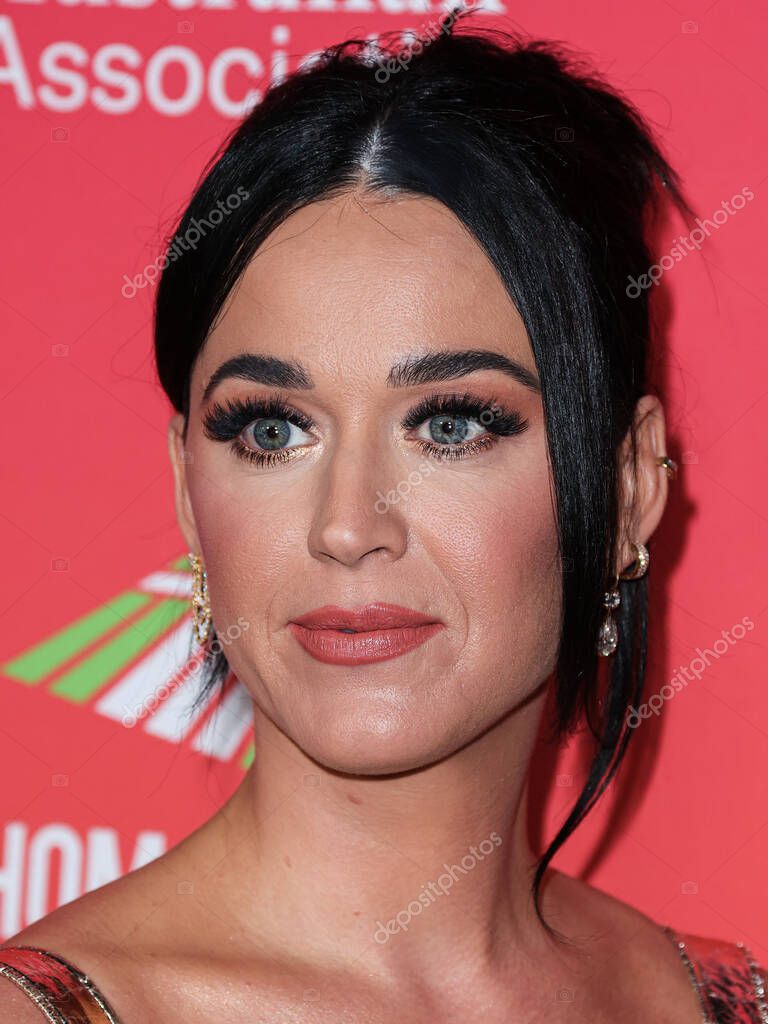 American singer-songwriter Katy Perry arrives at the GDay USA Arts Gala ...