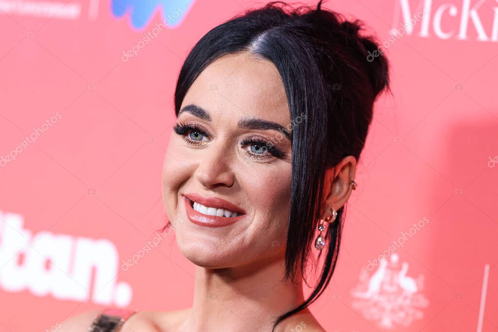 American singer-songwriter Katy Perry arrives at the GDay USA Arts Gala ...