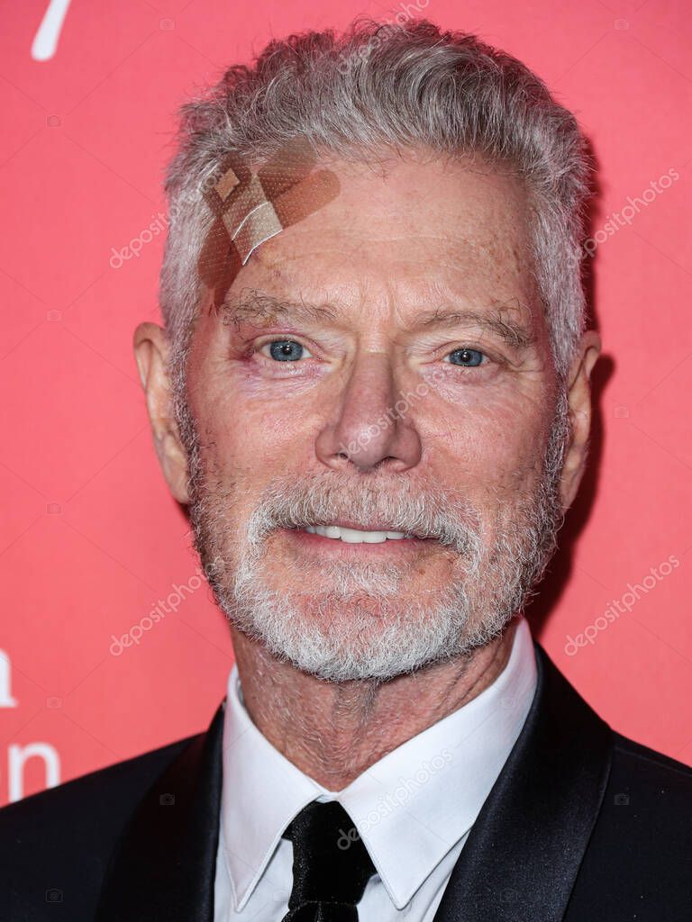 American actor Stephen Lang arrives at the G'Day USA Arts Gala 2023 ...