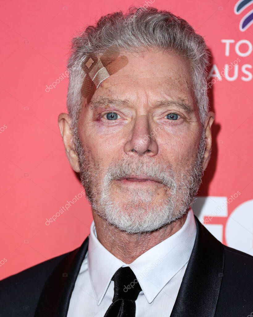American actor Stephen Lang arrives at the G'Day USA Arts Gala 2023 ...
