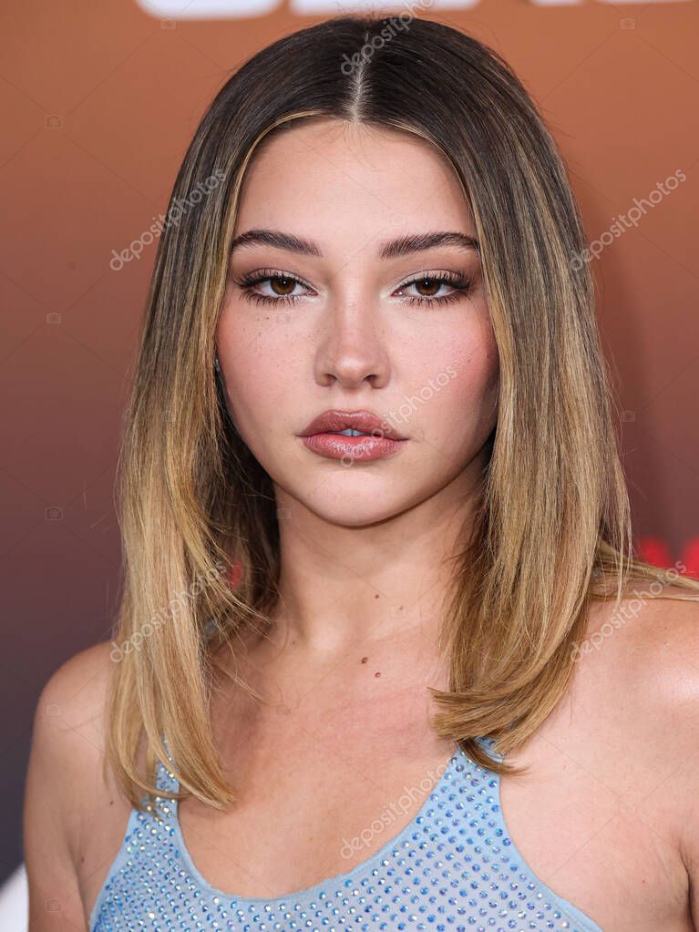 American actress and model Madelyn Cline arrives at the Los Angeles ...