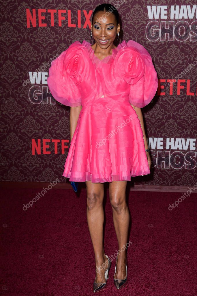American actress Erica Ash arrives at the Los Angeles Premiere Of ...