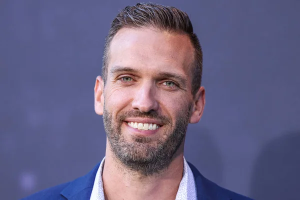 Tim Rumpff llega al estreno en Los Ángeles de la primera temporada de ...