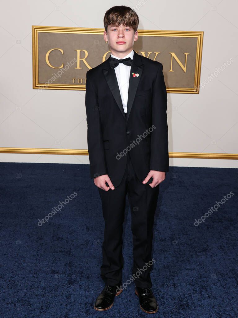 El actor galés Fflyn Edwards llega al estreno en Los Ángeles de la ...