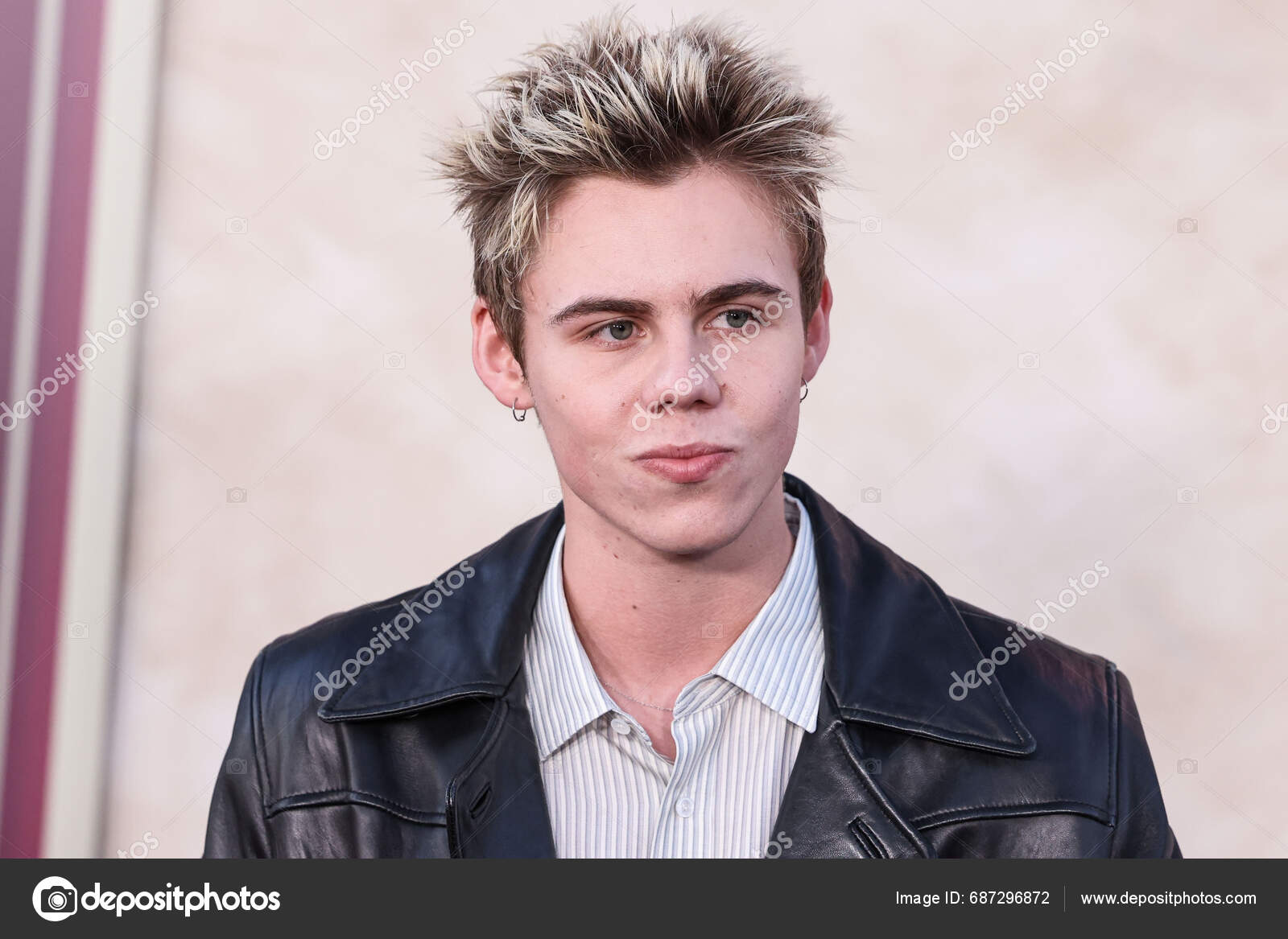 Australian Rapper Singer Songwriter Kid Laroi Arrives Los Angeles ...