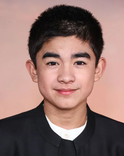 Gordon Cormier llega al estreno mundial de la primera temporada de ...