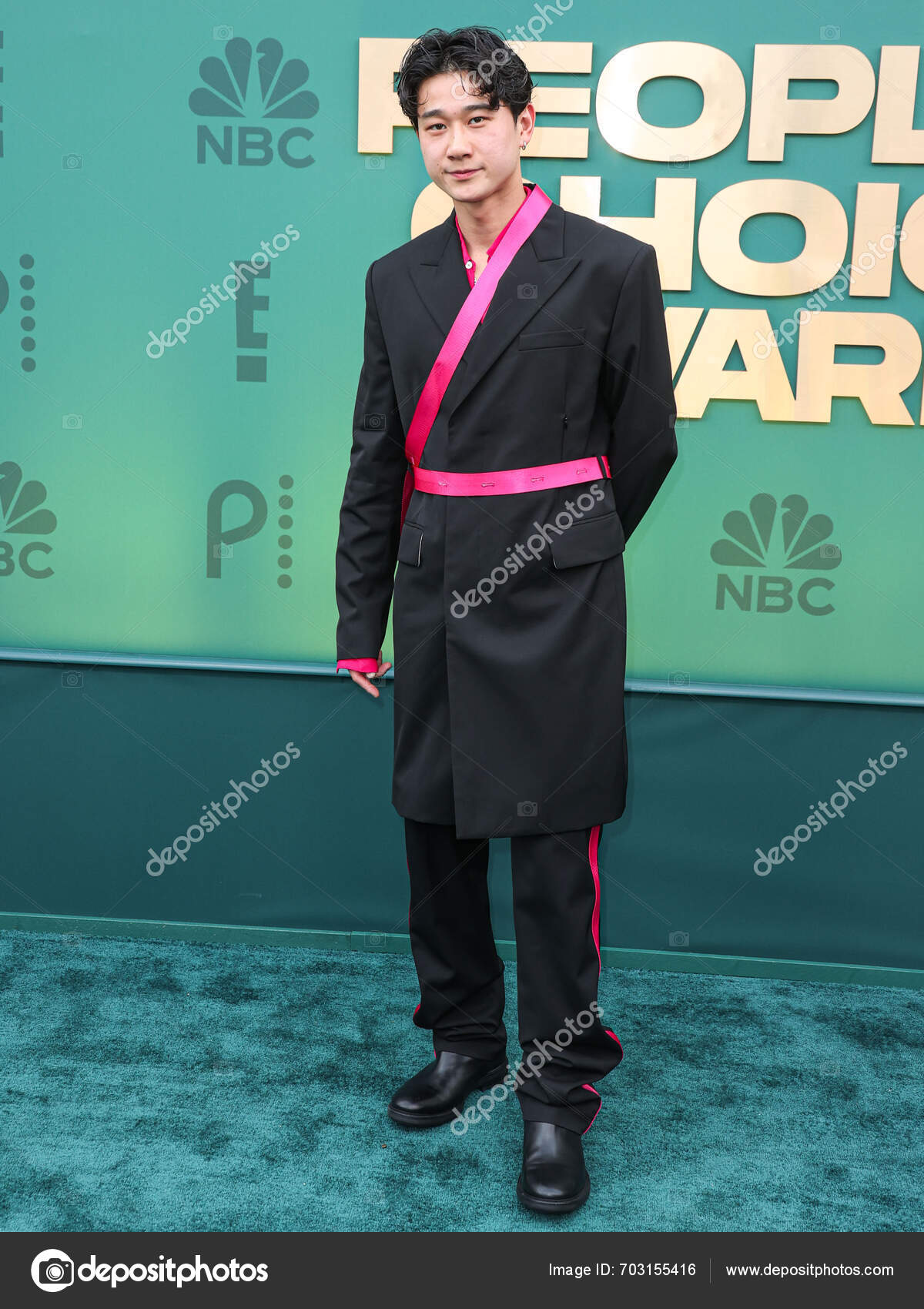 Sam Song Arrives 49Th Annual People's Choice Awards 2024 Held — Stock ...