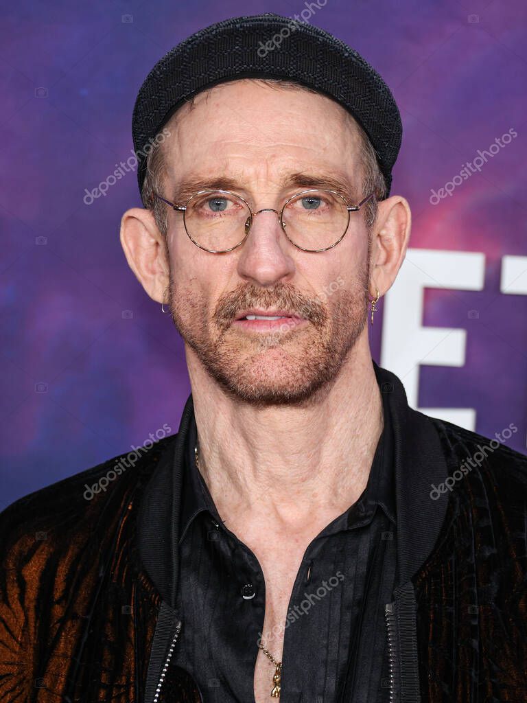 Johan Renck llega al Los Angeles Special Screening Of Netflix 's ...