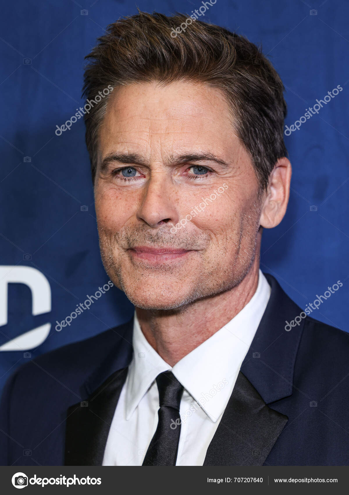Rob Lowe Arrives Directv Streaming Stars Oscar Viewing Party 2024 ...