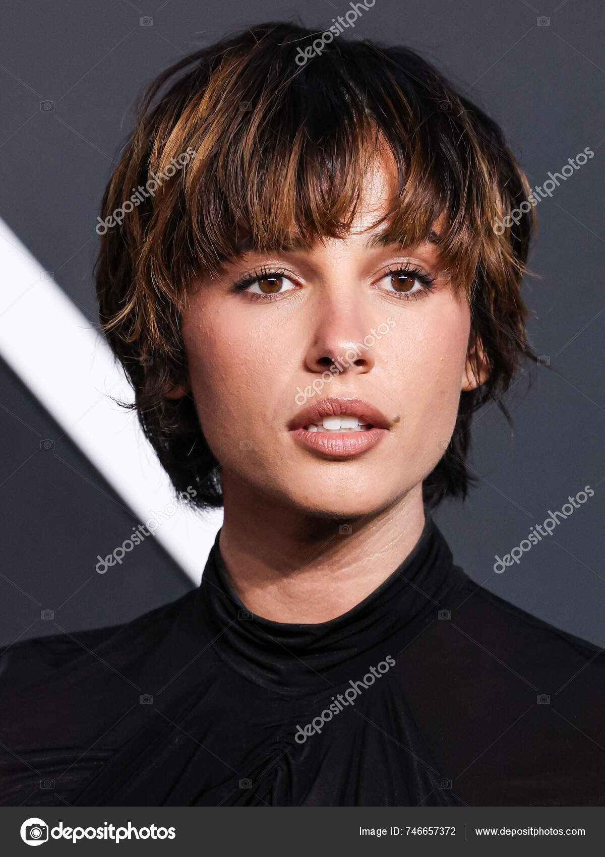 Naomi Scott Arrives 2024 Mtv Video Music Awards Held Ubs — Stock ...