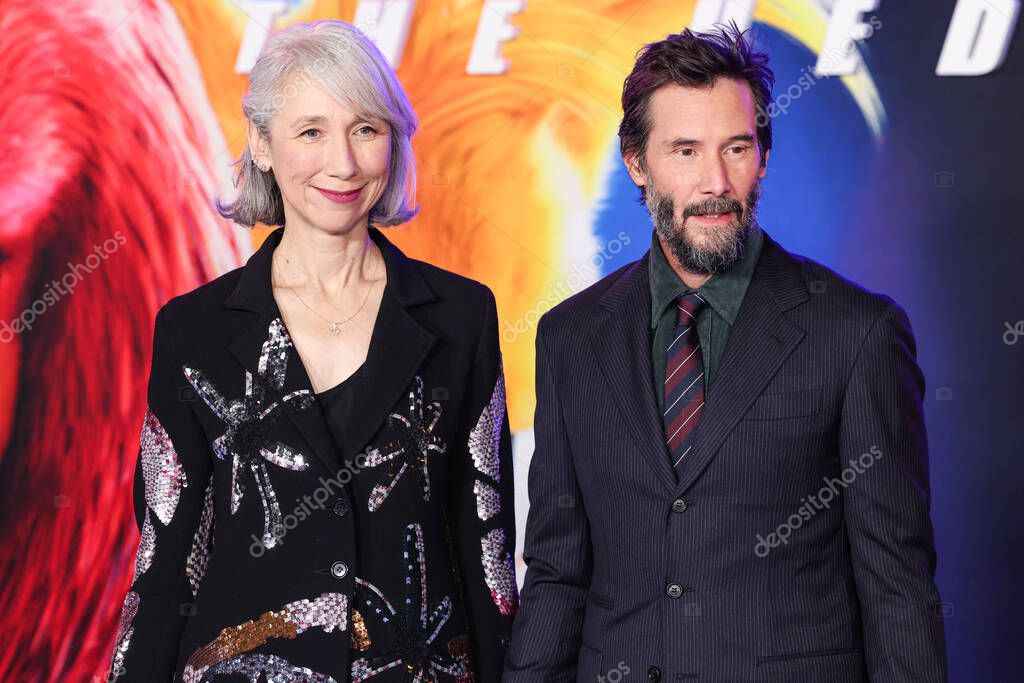 Alexandra Grant y su novio Keanu Reeves llegan al estreno en Los ...