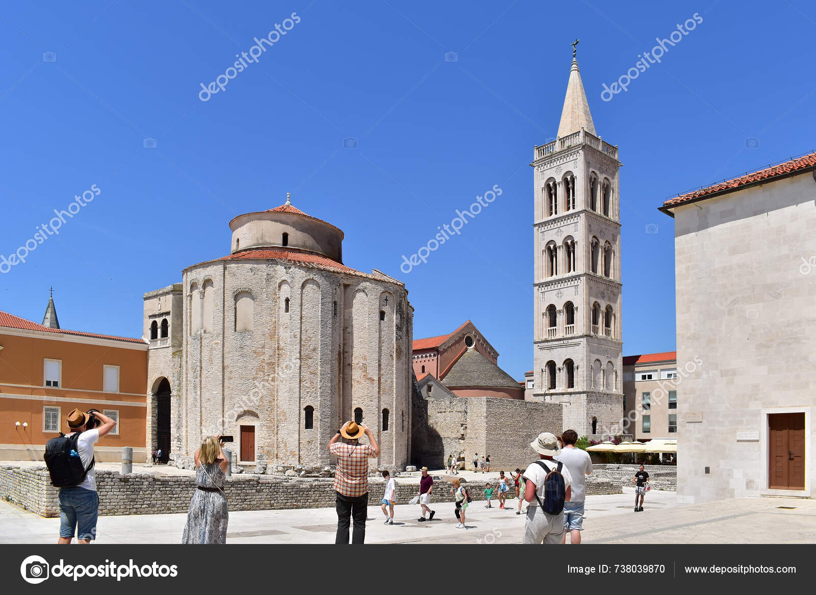 Zadar Croatia June 2024 Tourists Photographing Donatus Church Cathedral ...