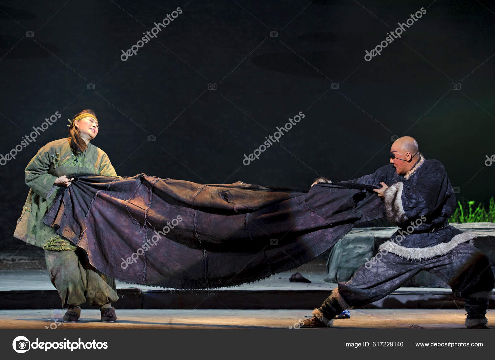 Chinese Ping Opera Performer — Stock Editorial Photo © YAY_Images ...