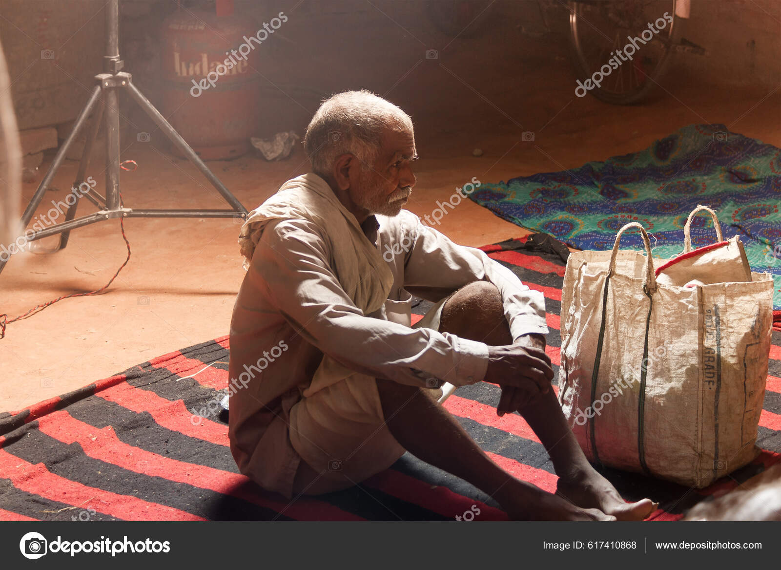 Old Indian Villager Men Sitting Relaxing — Stock Editorial Photo © YAY ...