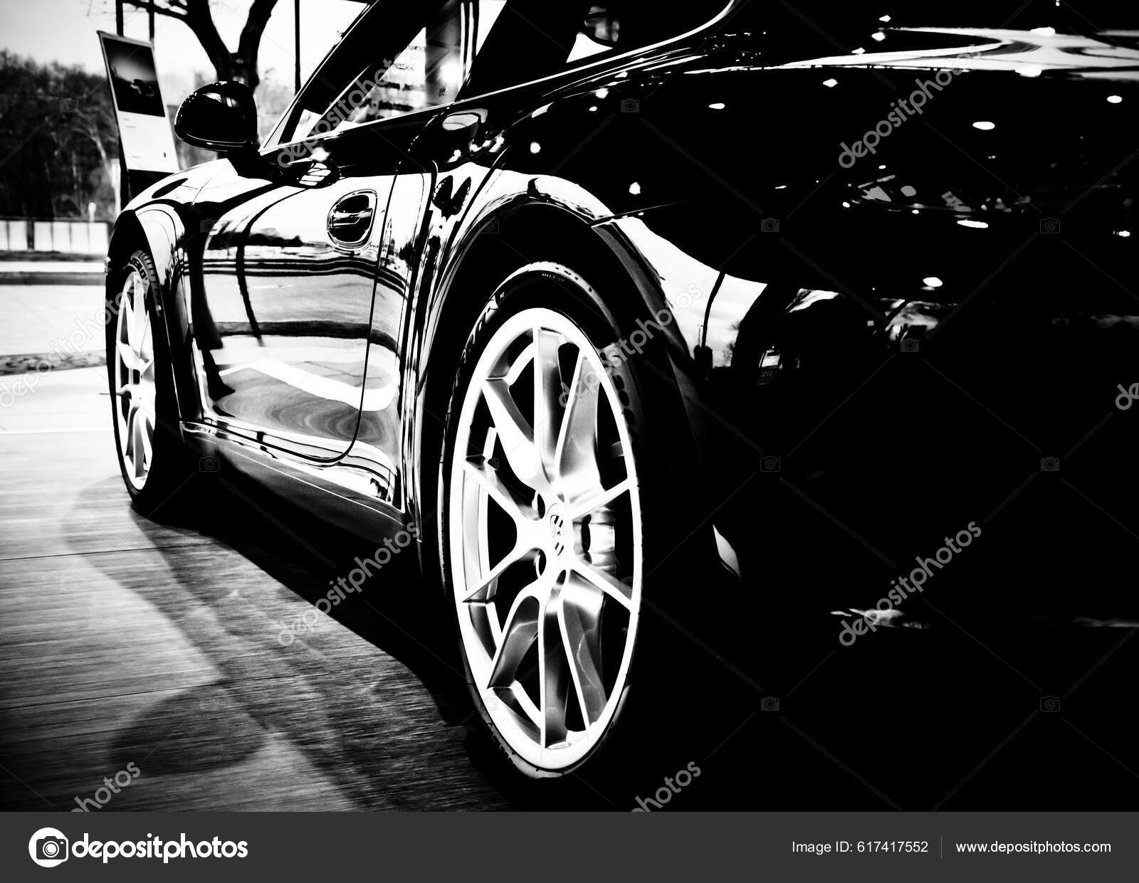 Luxury New Car Automobile — Stock Editorial Photo © YAY_Images #617417552