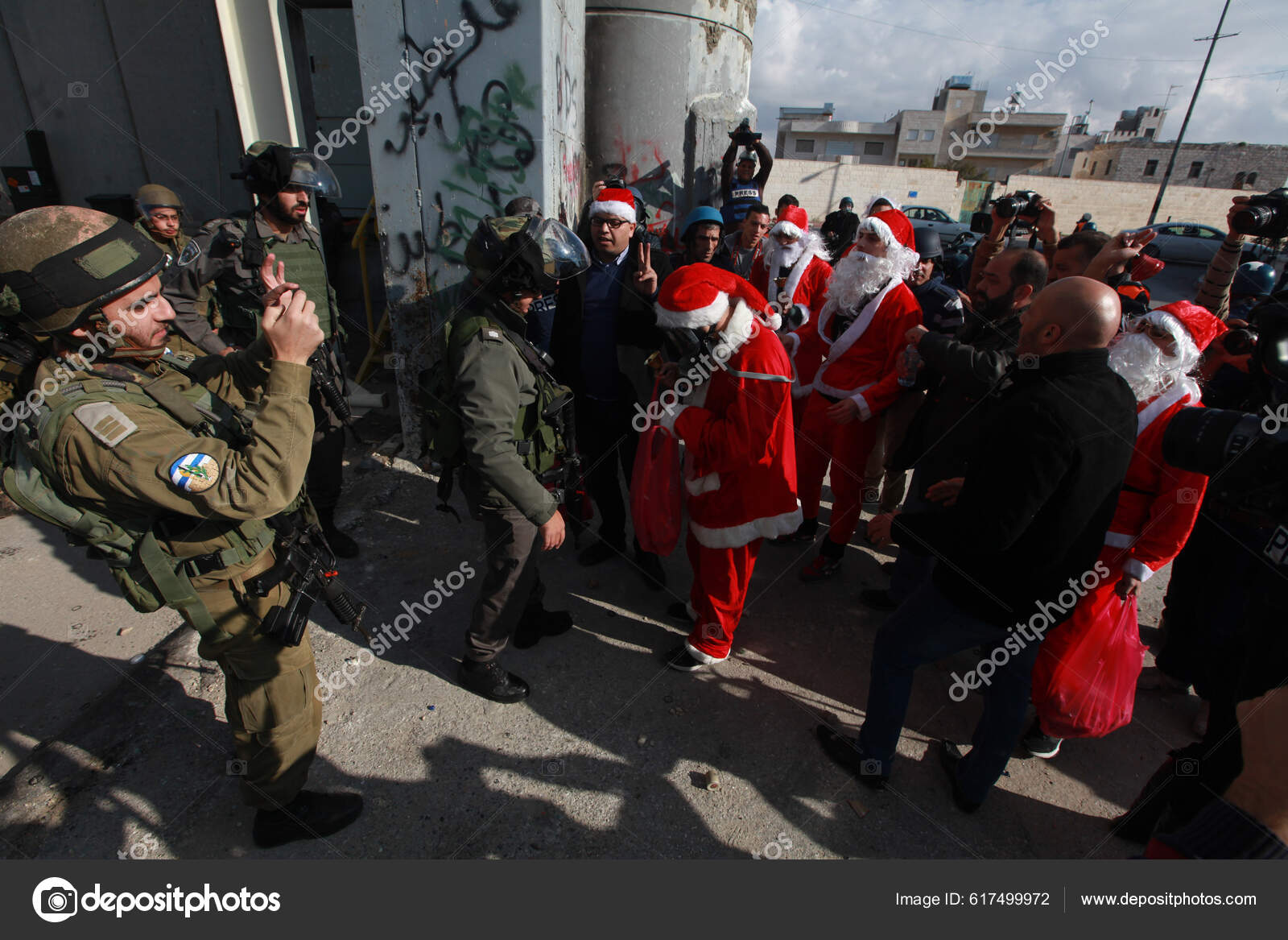 West Bank Bethlehem Palestinian Demonstrators Santa Costumes Wave ...