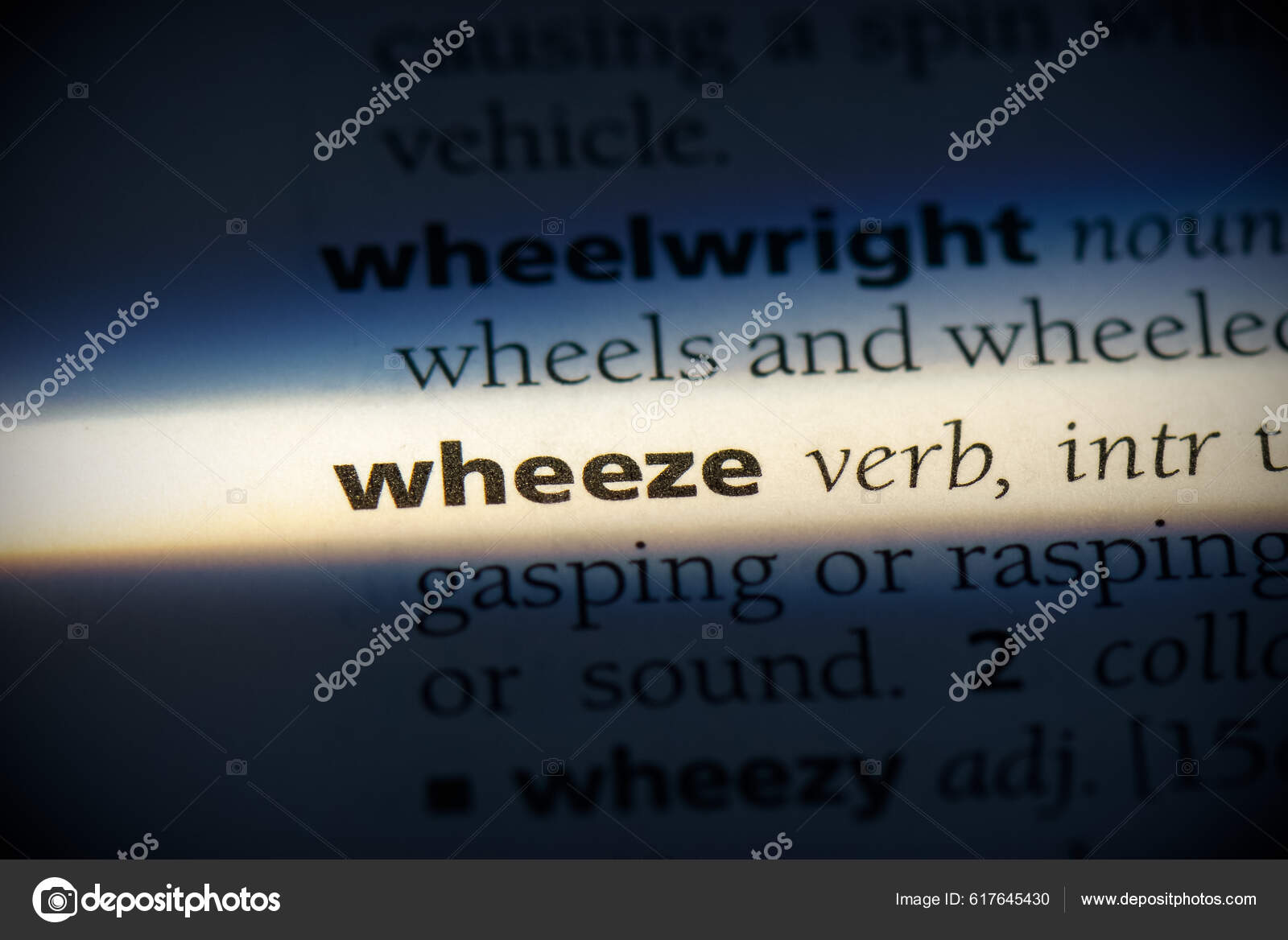 Wheeze Word Resaltado Diccionario Vista Cerca — Foto de stock ...