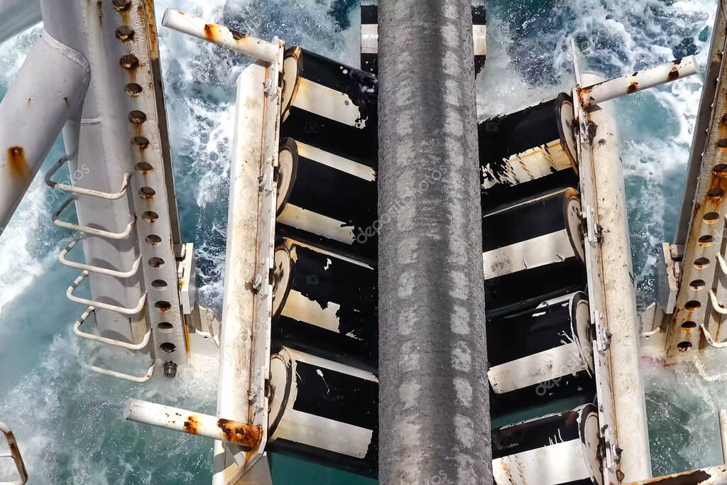 "Pipes for laying a gas pipeline on the seabed. Construction of ...