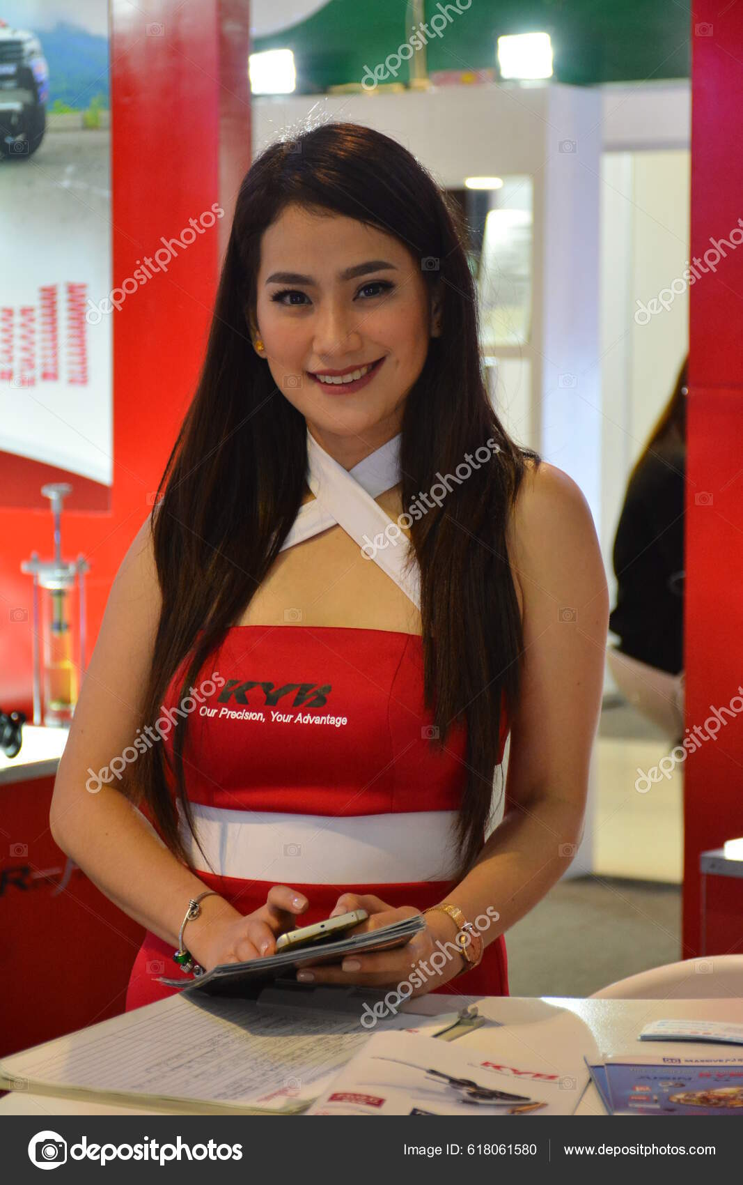 Kyb Female Model Manila Auto Salon Car Show Pasay Philippines – Stock ...