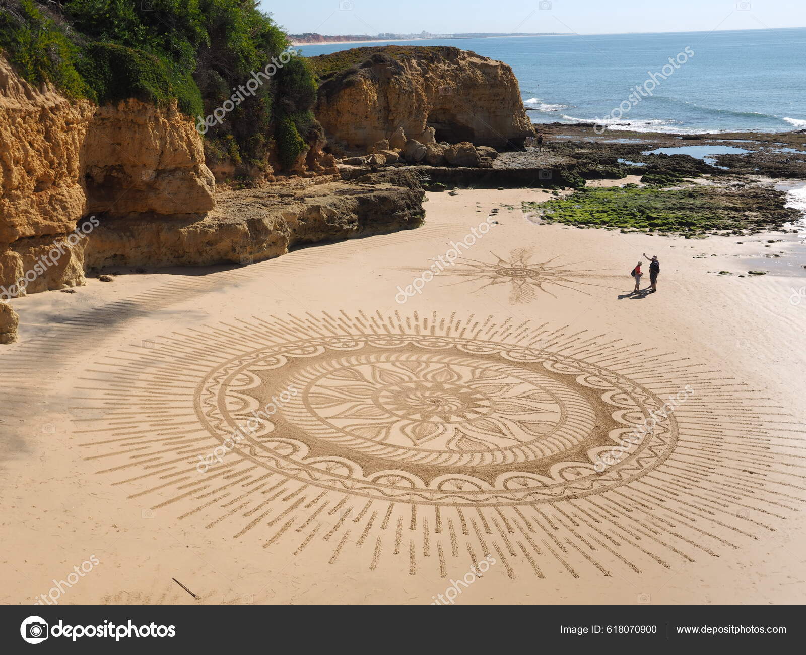Beautiful Beach Art Vitor Raposo Algarve Coast Portugal — Stock Editorial Photo © YAY_Images ...