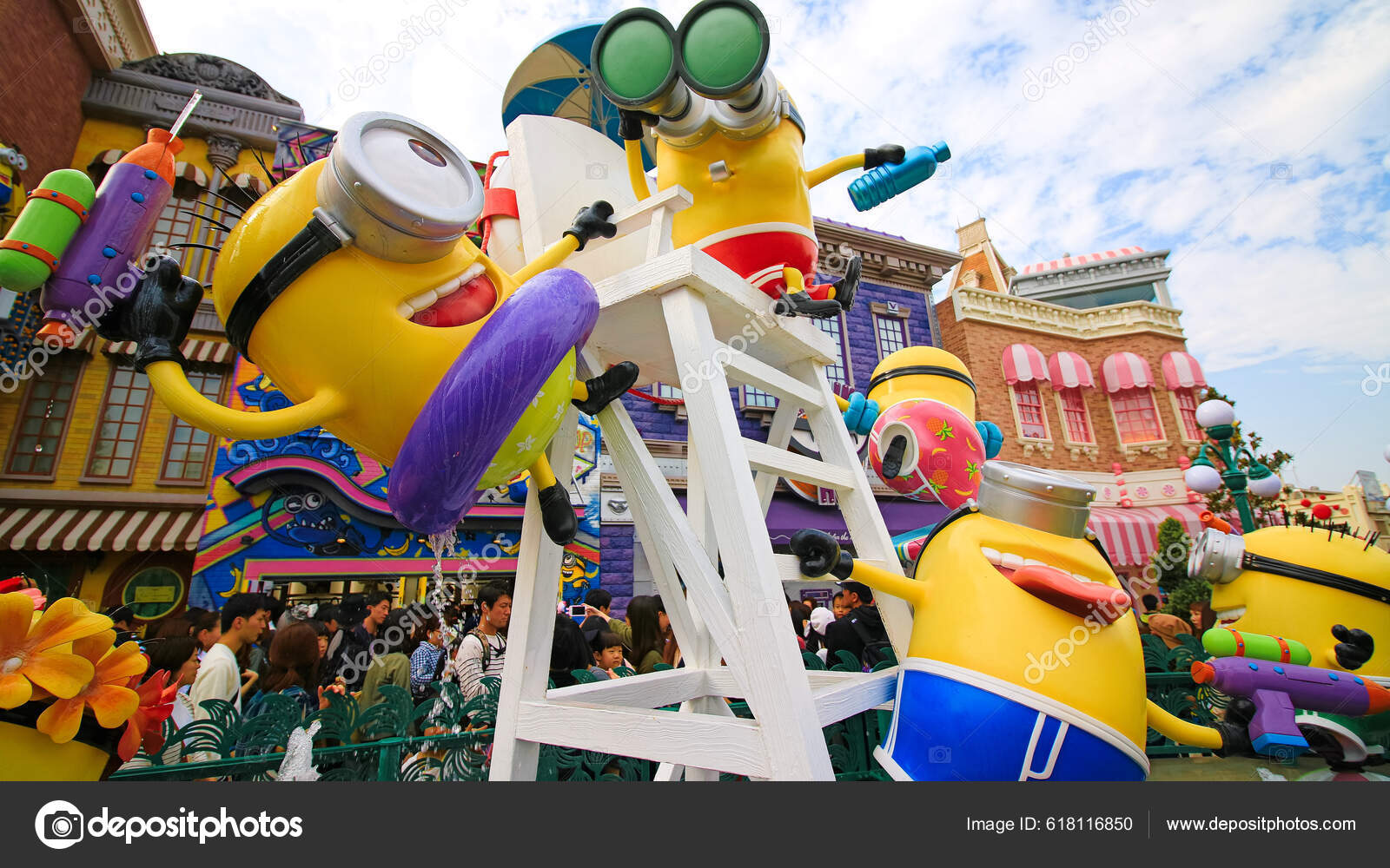 Osaka Japan Feb 2020 Statue Minions Despicable Minion Mayhem Movie ...