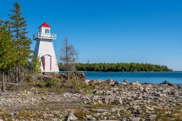 South Baymouth Range Front Lighthouse, ubicado en la isla de Manitoulin ...