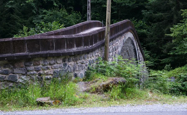 Cornice bridge images libres de droit, photos de Cornice bridge ...