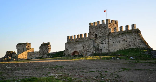La forteresse de yeni kale Stockfotos, lizenzfreie La forteresse de ...