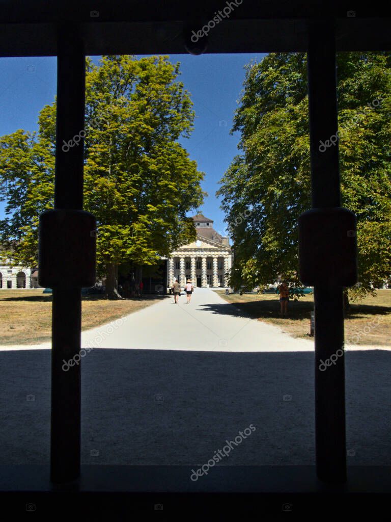 Arc-et-Senans, Francia 2022: Visita a las magníficas Salinas Reales ...