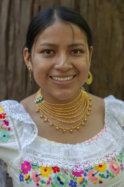 Indigenas colombianas Stock Photos, Royalty Free Indigenas colombianas ...