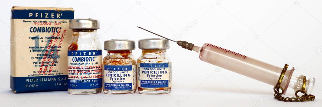 Vintage fecskendő Stock Photos, Royalty Free Vintage fecskendő Images ...